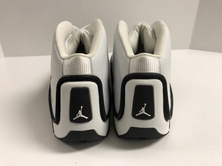 Vintage Jumpman Team FBI (2003) 305378-102 | Air Jordan Sneakers